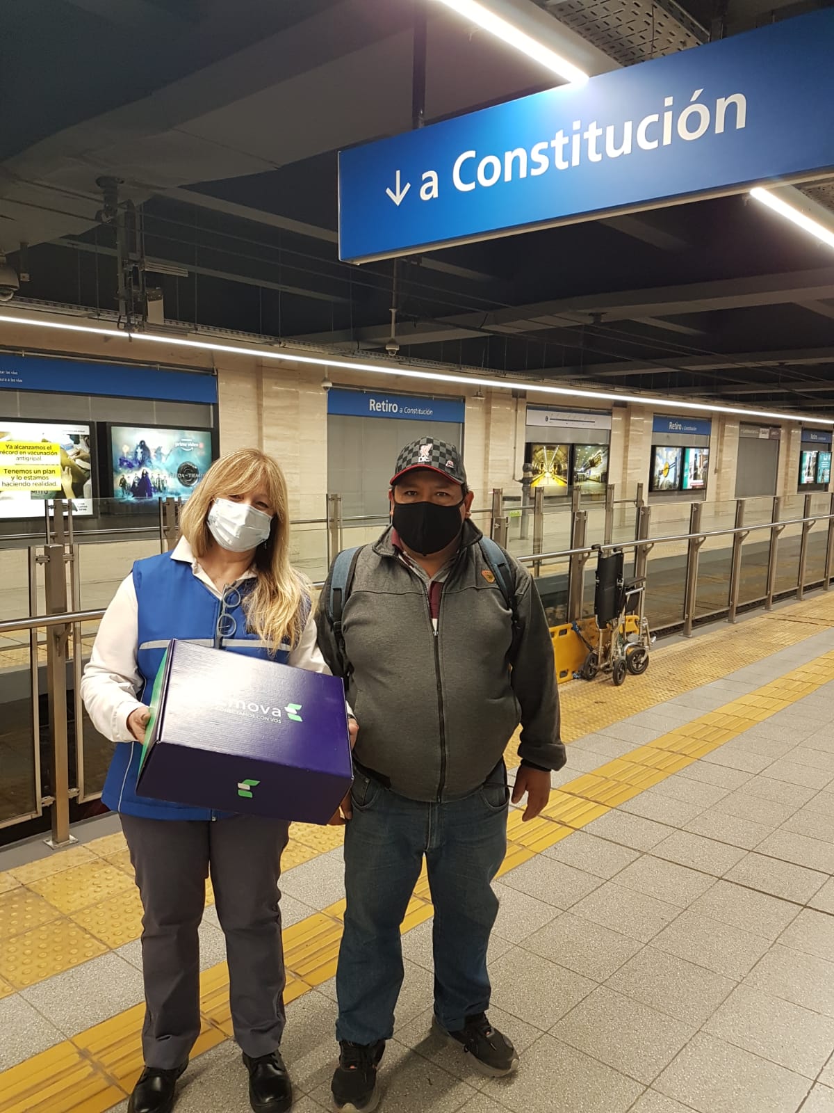 Primeros usuarios de Subte – Emova